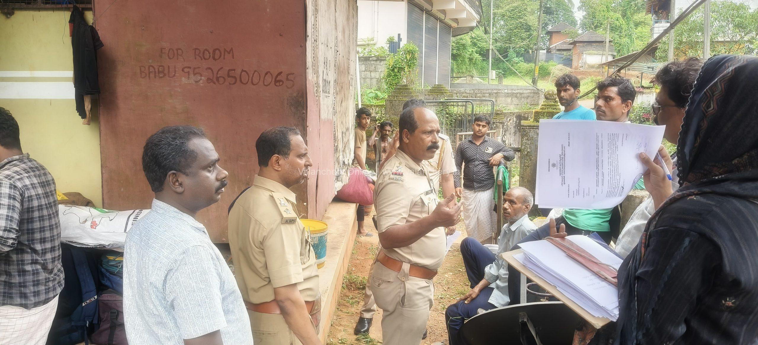 വൃത്തിഹീനമായ സാഹചര്യത്തിൽ അതിഥി തൊഴിലാളികൾ താമസിച്ചിരുന്ന വാടക ...